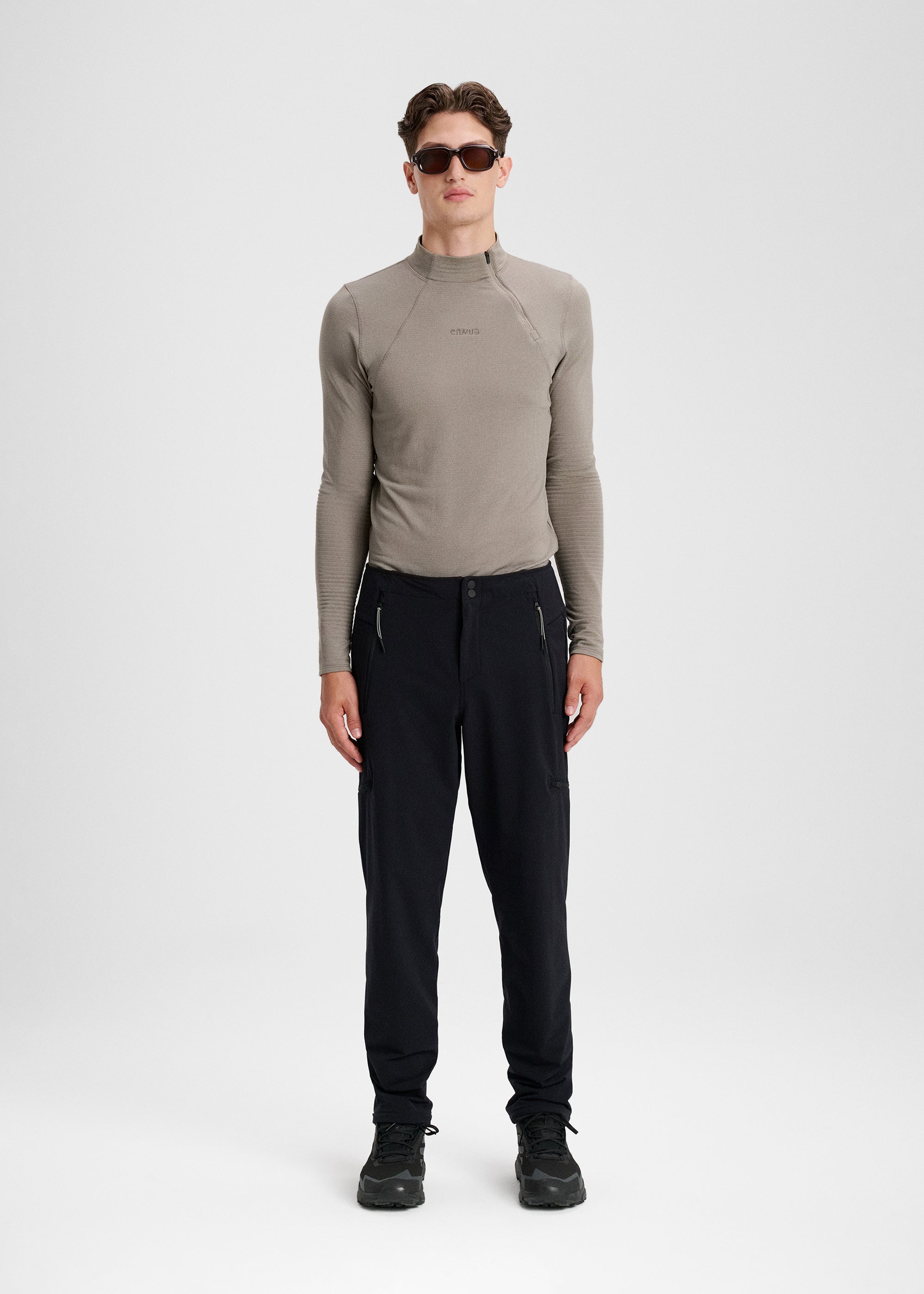 Men's Avon Wool-Tech Stretch Pants in Black | ENNUE — Shop now